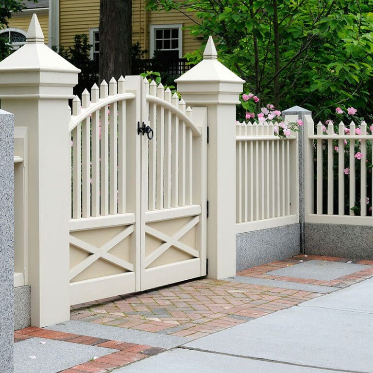 Seattle's Best Fencing Company | Town & Country Fence